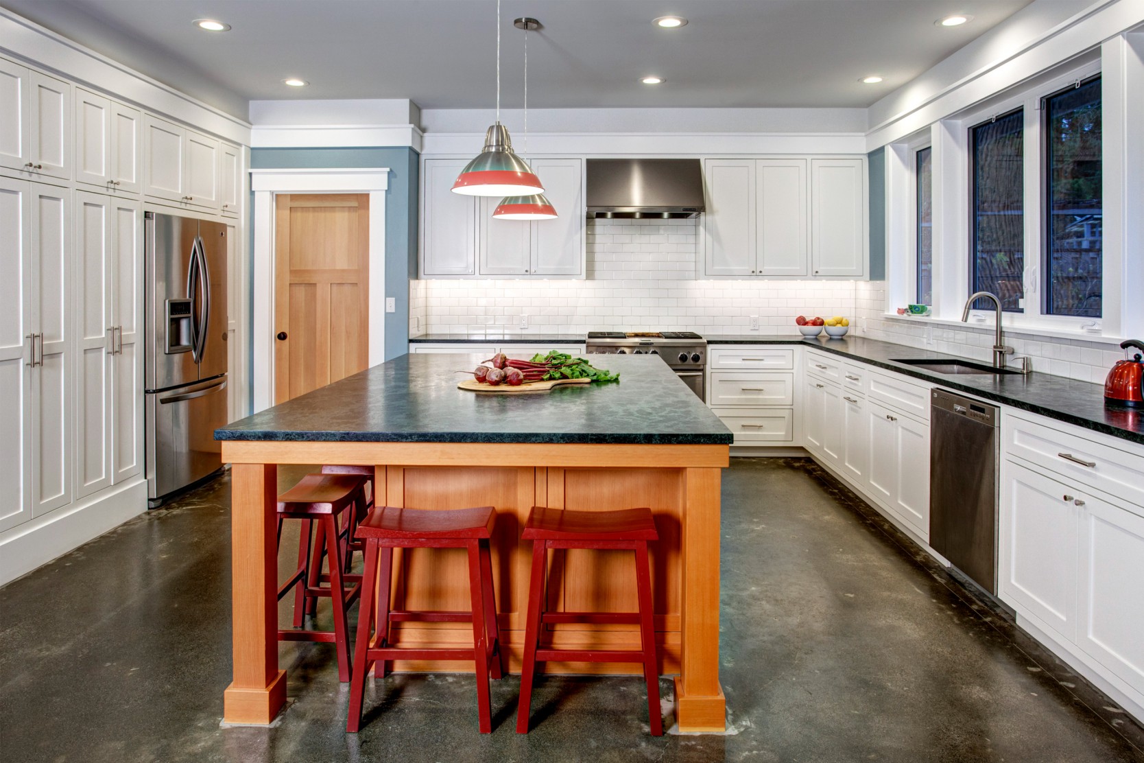 Urban Farmhouse – A Rural Home Feel in the City – Board &Vellum