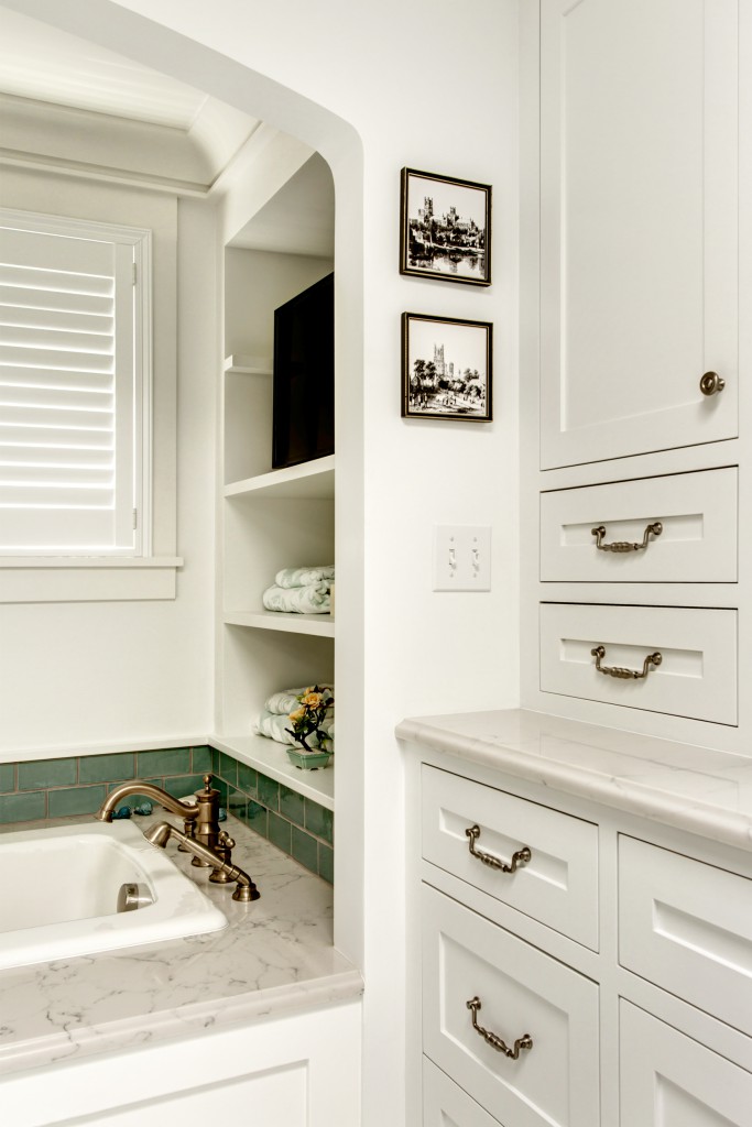 Sound Landing – Gut and Remodel of a 1960s-era Home – Board & Vellum
