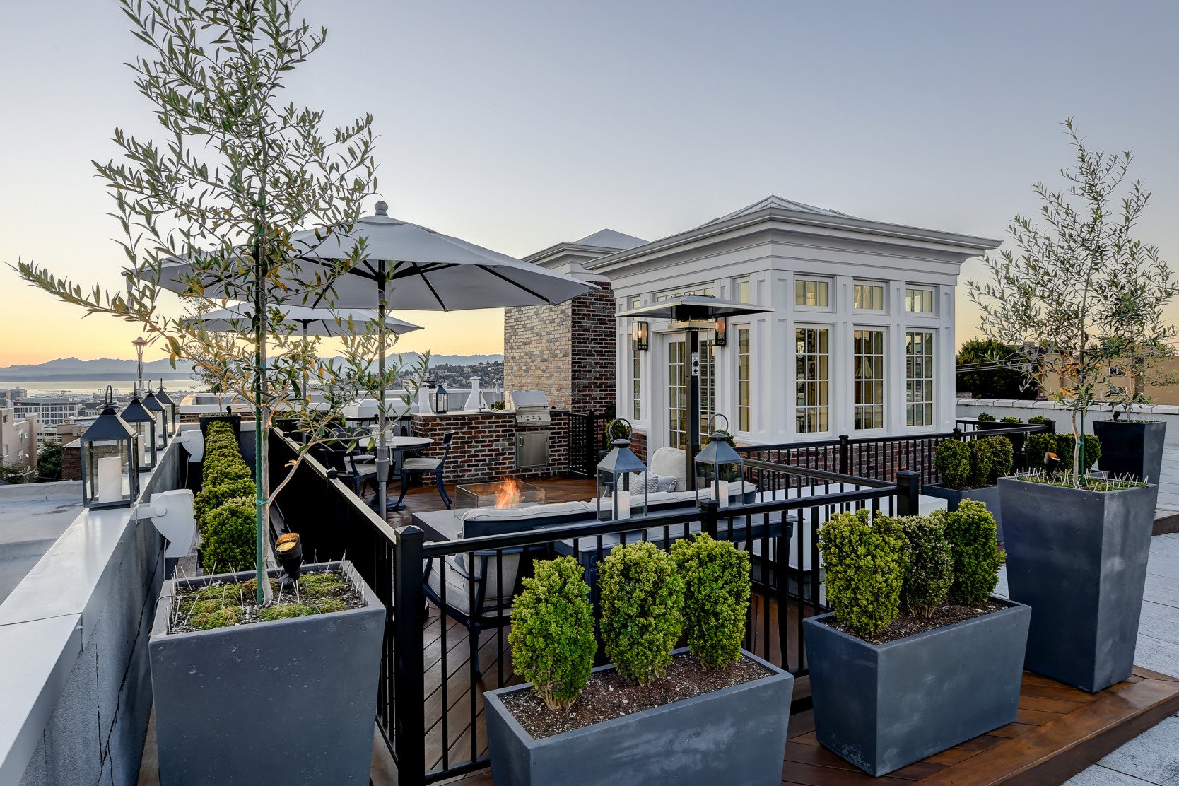 Classical Rooftop Conservatory – Rooftop Penthouse – Board & Vellum