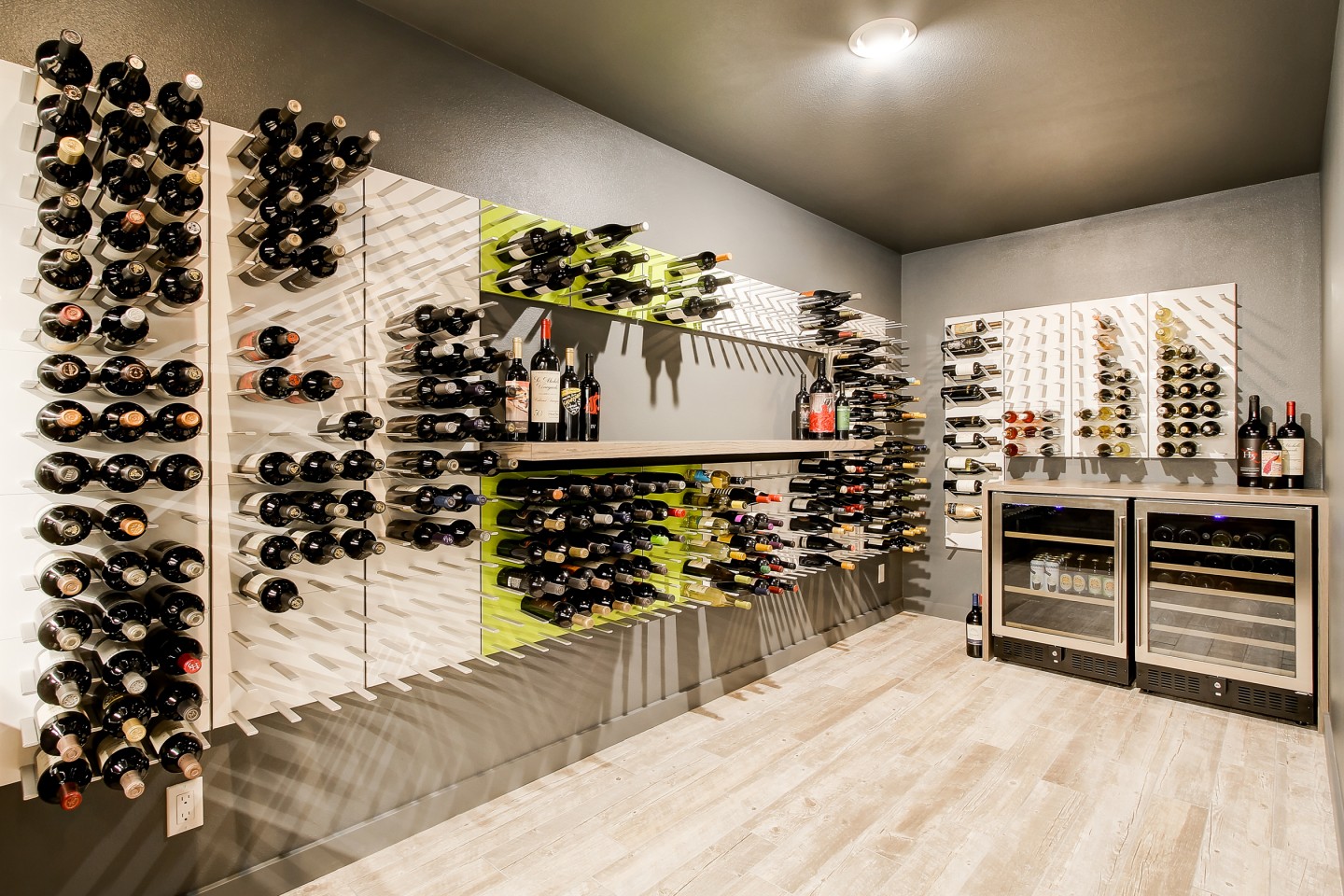 Five Ways to Create an Amazing Home Bar – Board & Vellum