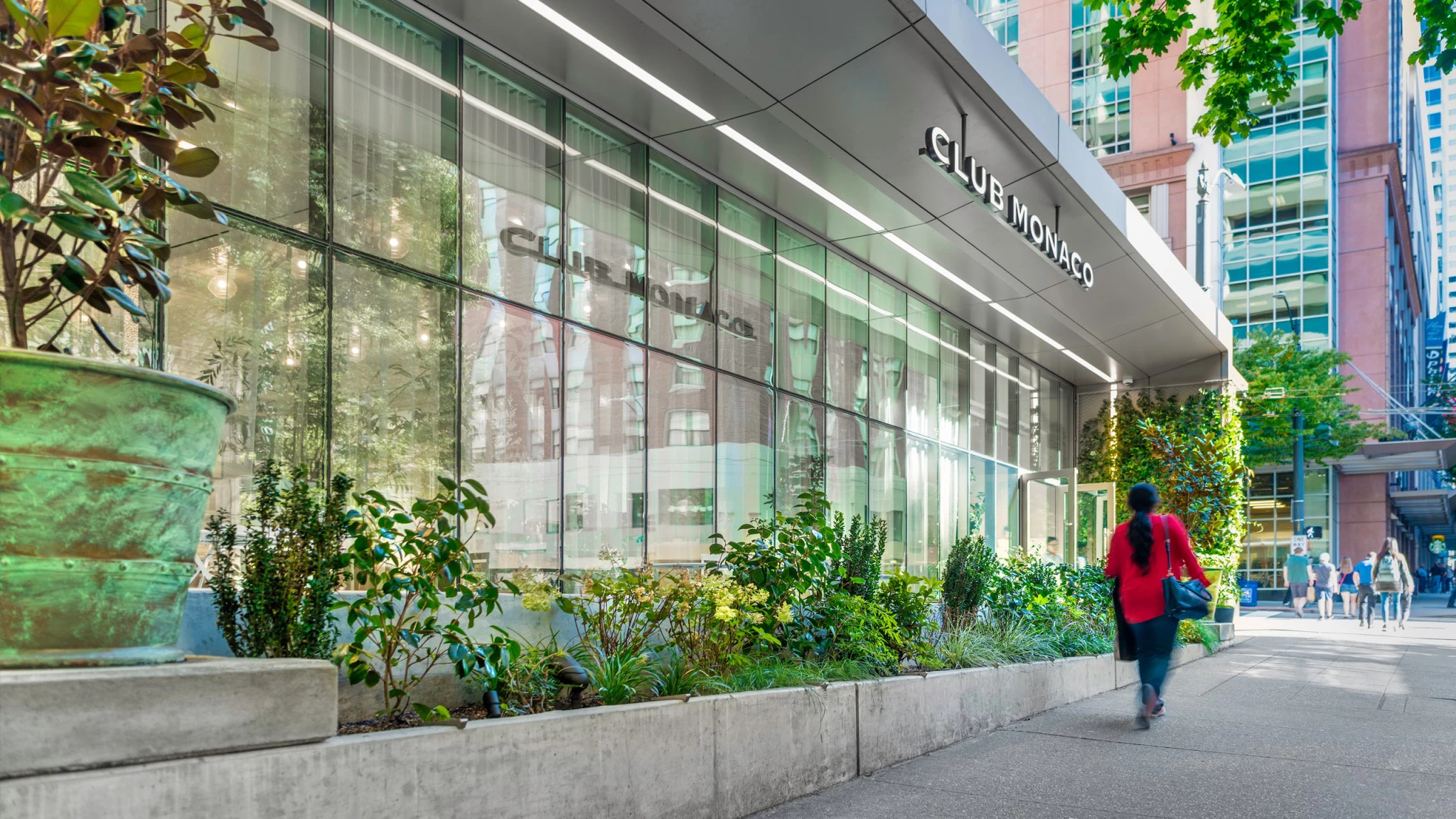 Club Monaco – Landscaped Retail Streetscape – Board & Vellum