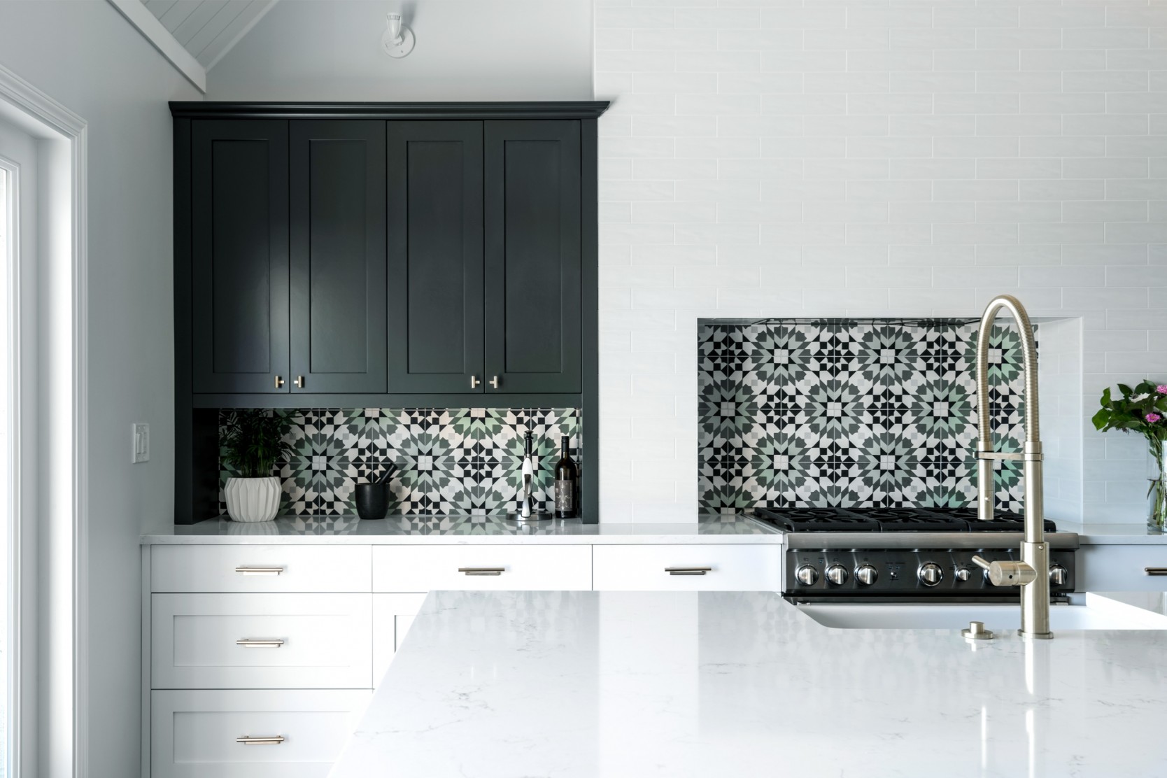 Creating a Color-Blocked Kitchen – Board & Vellum