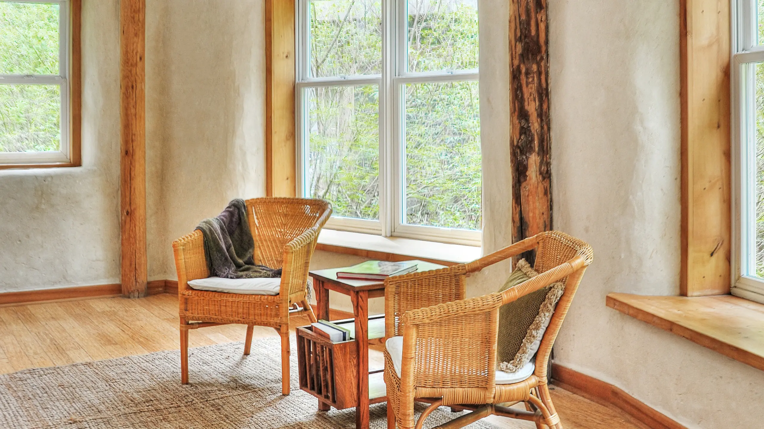 Curved Straw Bale Interior Walls