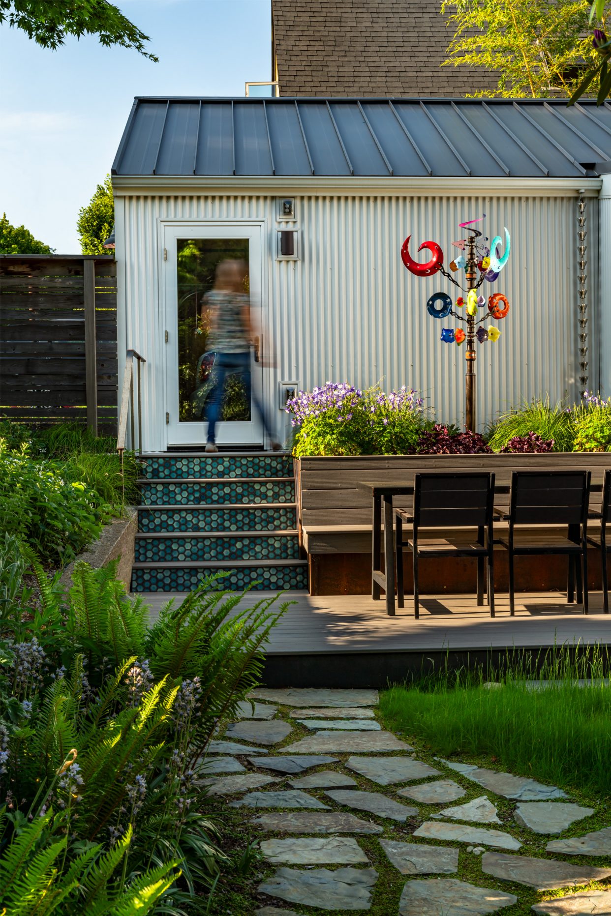 Backyard Artist Studio – Board & Vellum